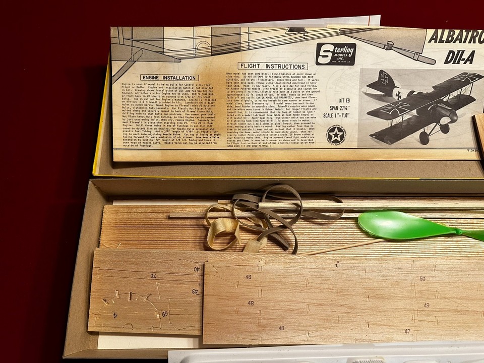 Vintage Sterling Models Albatros DII-A WWI Balsa Wood Airplane Kit 27 ...