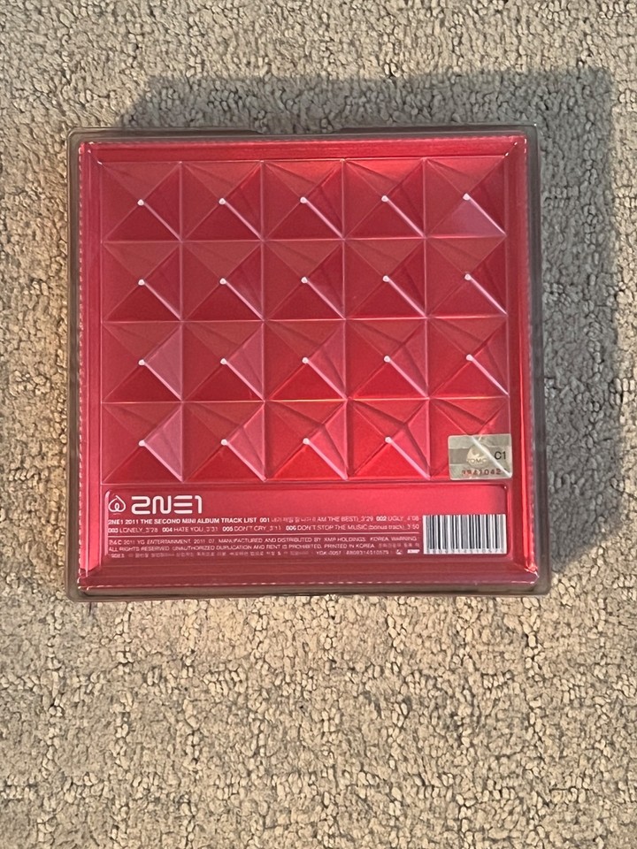 2NE1 – 2NE1 2011 The Second Mini Album CD With 23 Cards YGK-0057 ...