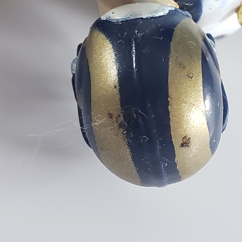 Hallmark KURT WARNER - ST LOUIS RAMS Keepsake Ornament 2002 Christmas ...