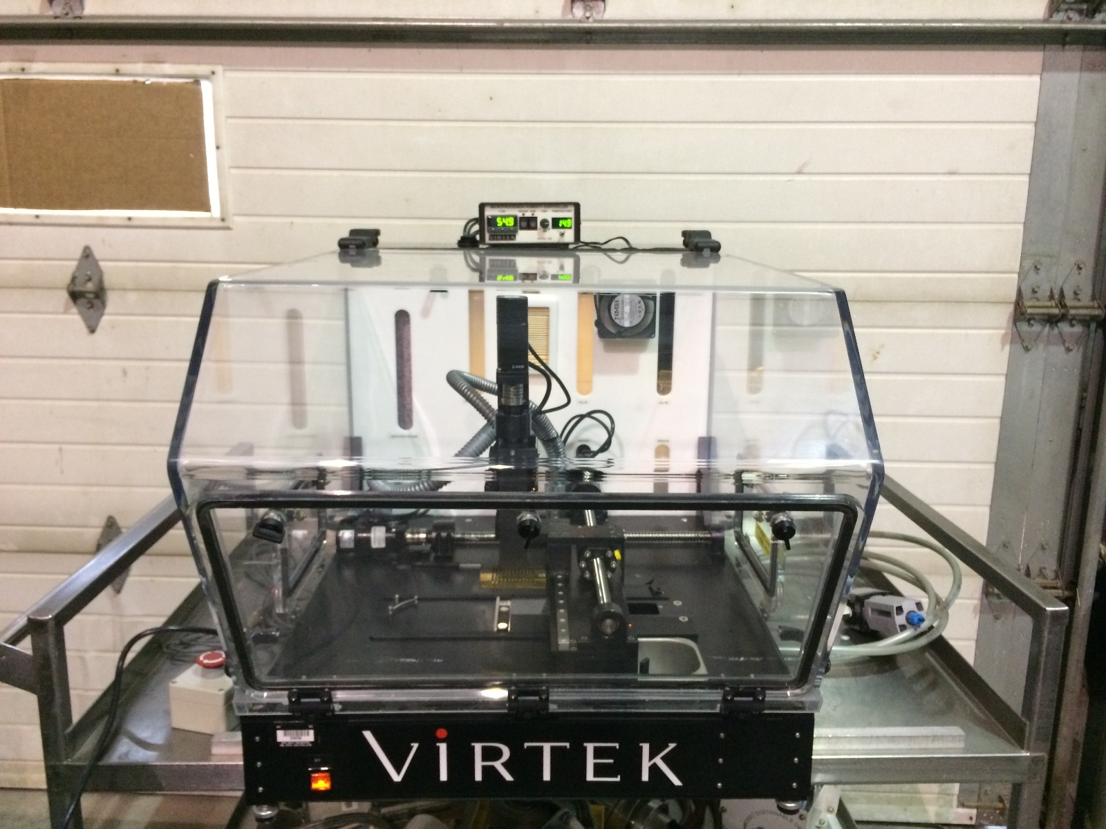 Virtek laser testing station with Microprocessor Humidity Controller ...