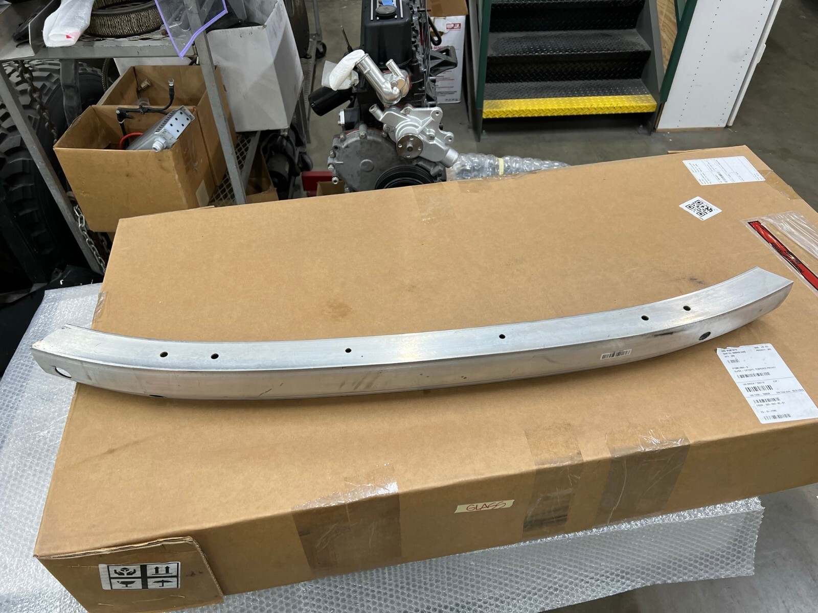 ASTON MARTIN DB9 REAR BUMPER REINFORCEMENT | eBay