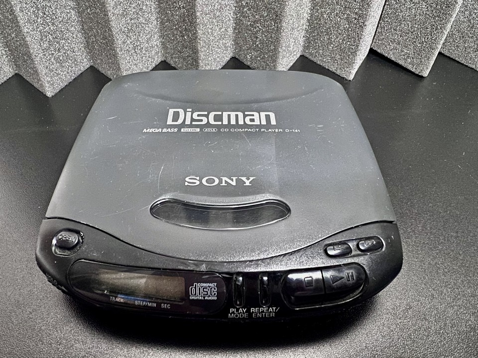 Vintage Sony Discman D-141 Mega Bass Portable CD Player- Tested: See ...