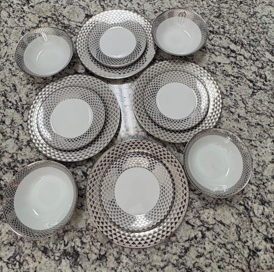 Ciroa Luxe Dinnerware- 4 place settings | eBay