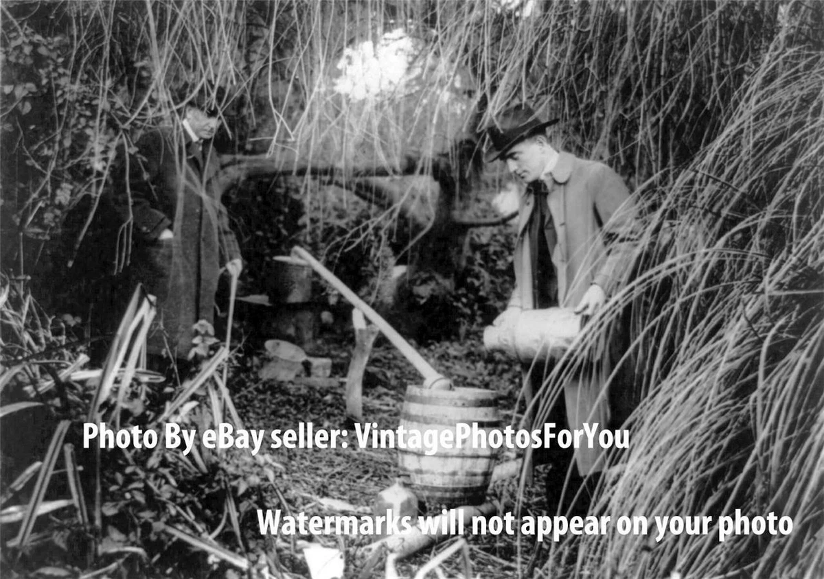 Bootleggers 1920 Moonshine