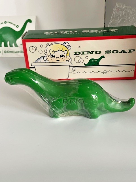 Sinclair Dino Soap Keychain Brontosaurus + Vintage Style Advertising ...