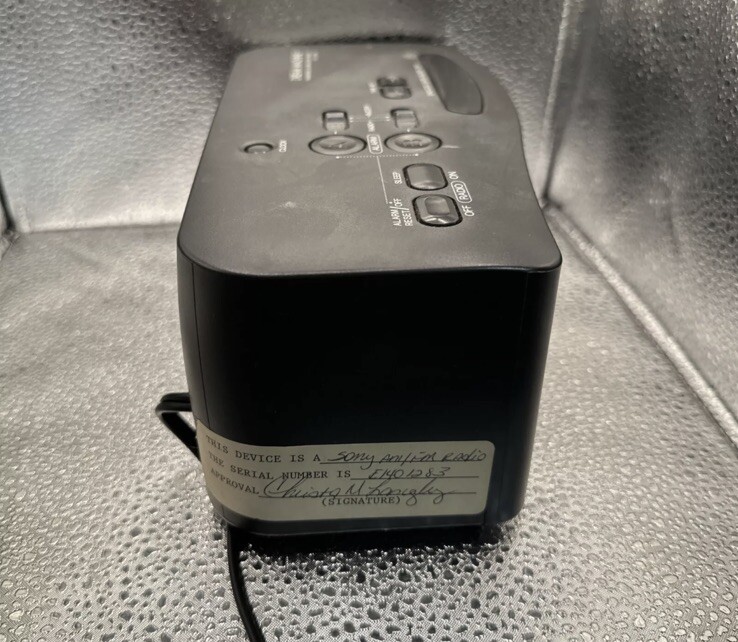 SONY DREAM MACHINE Clock Radio AM/FM Digital ICF-C740 Dual Alarm Backup ...