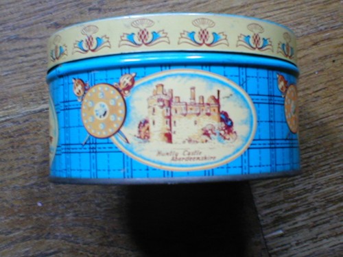 Bilsland Brothers Ltd. Biscuit Tin with FIVE SCOTTISH CASTLES | eBay