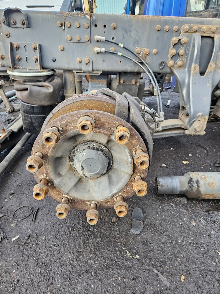 Volvo FE 6x2 Tag Lift Beam Rear Axle Truck Lorry D8K 2017 Hub Calipers ...