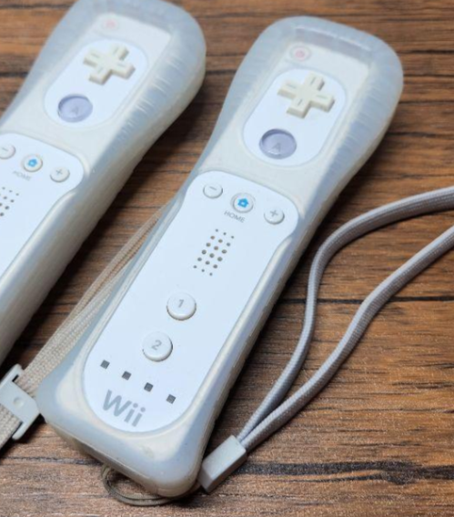 Nintendo Wii Two controllers, working condition confirmed, with covers ...