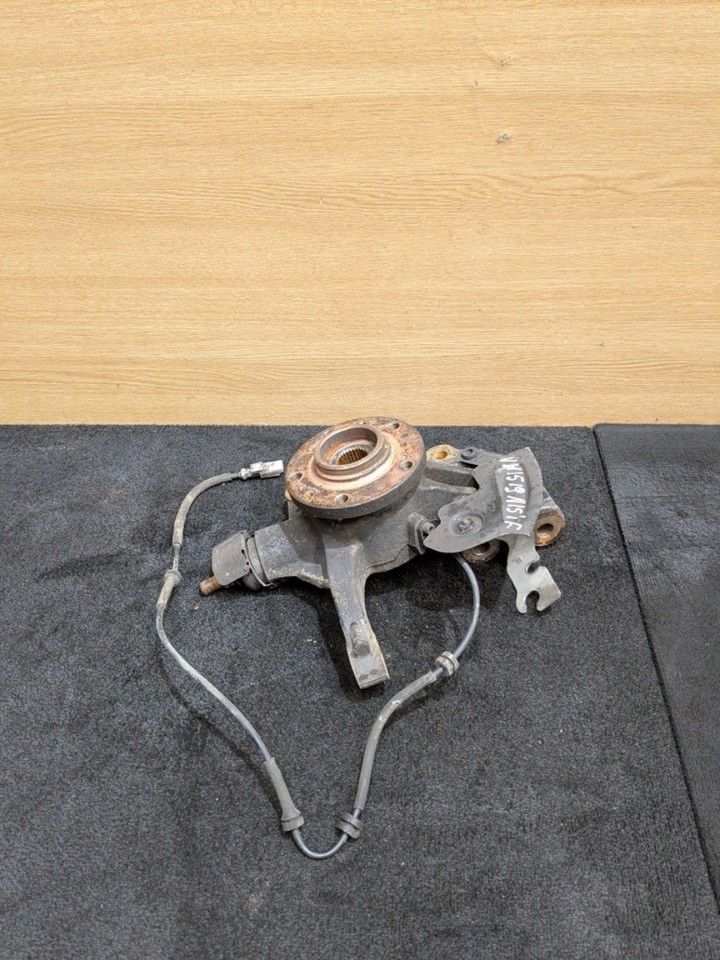 VAUXHALL VIVARO MK3 N/S PASSENGER SIDE LEFT FRONT WHEEL HUB | eBay UK
