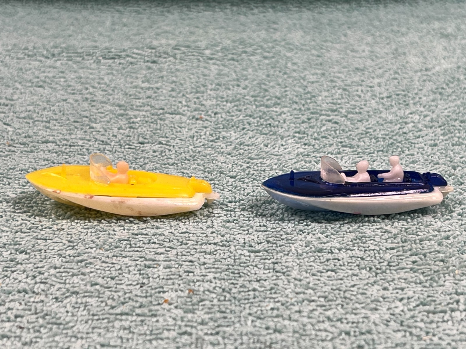 Vintage 1960’s Miniature Hard Plastic Speed Boat w/ People (Lot of 2 ...