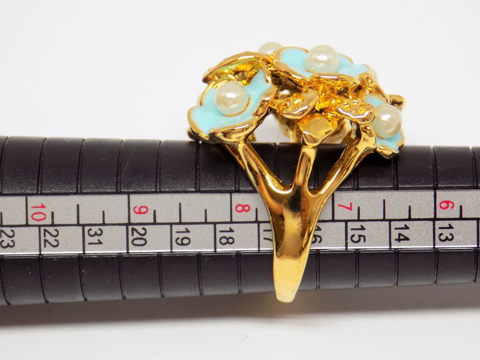 Women's Light Blue Flower Pearl & Rhinestone Cluster Ring TJ Fallon ...