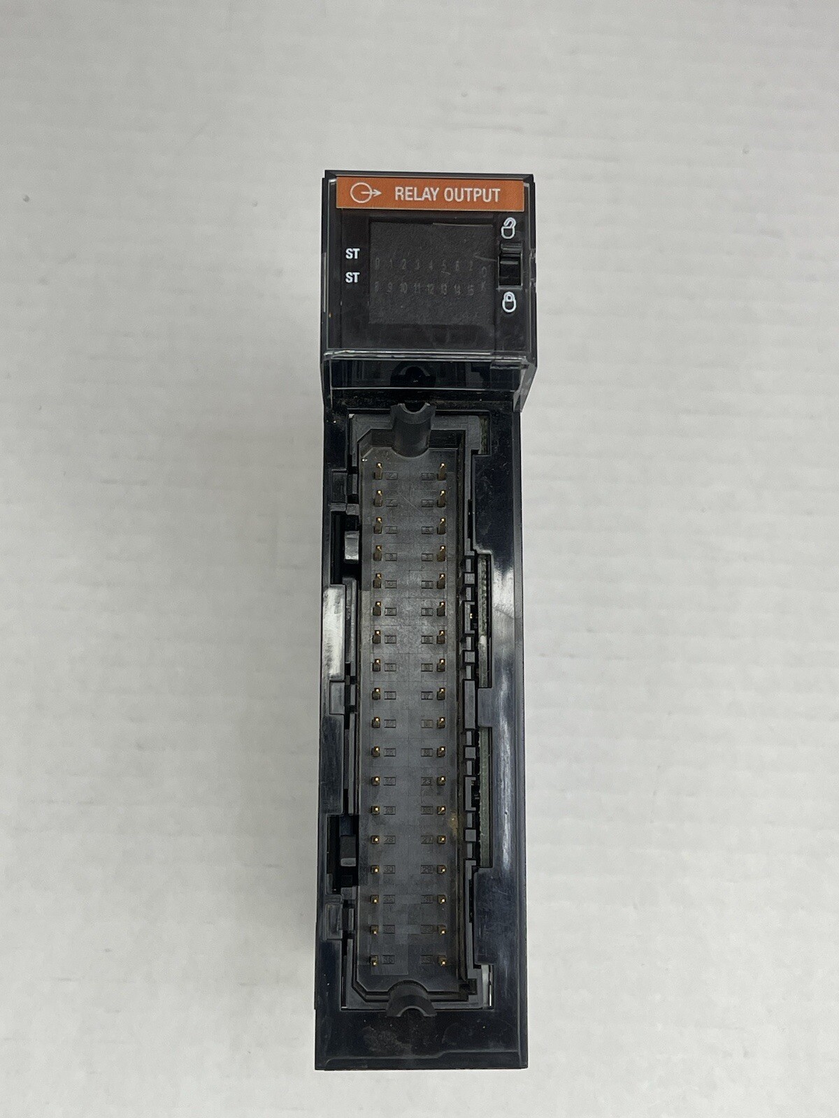 Allen Bradley 1756-OW16i ControlLogix 16 pt digital relay module | eBay