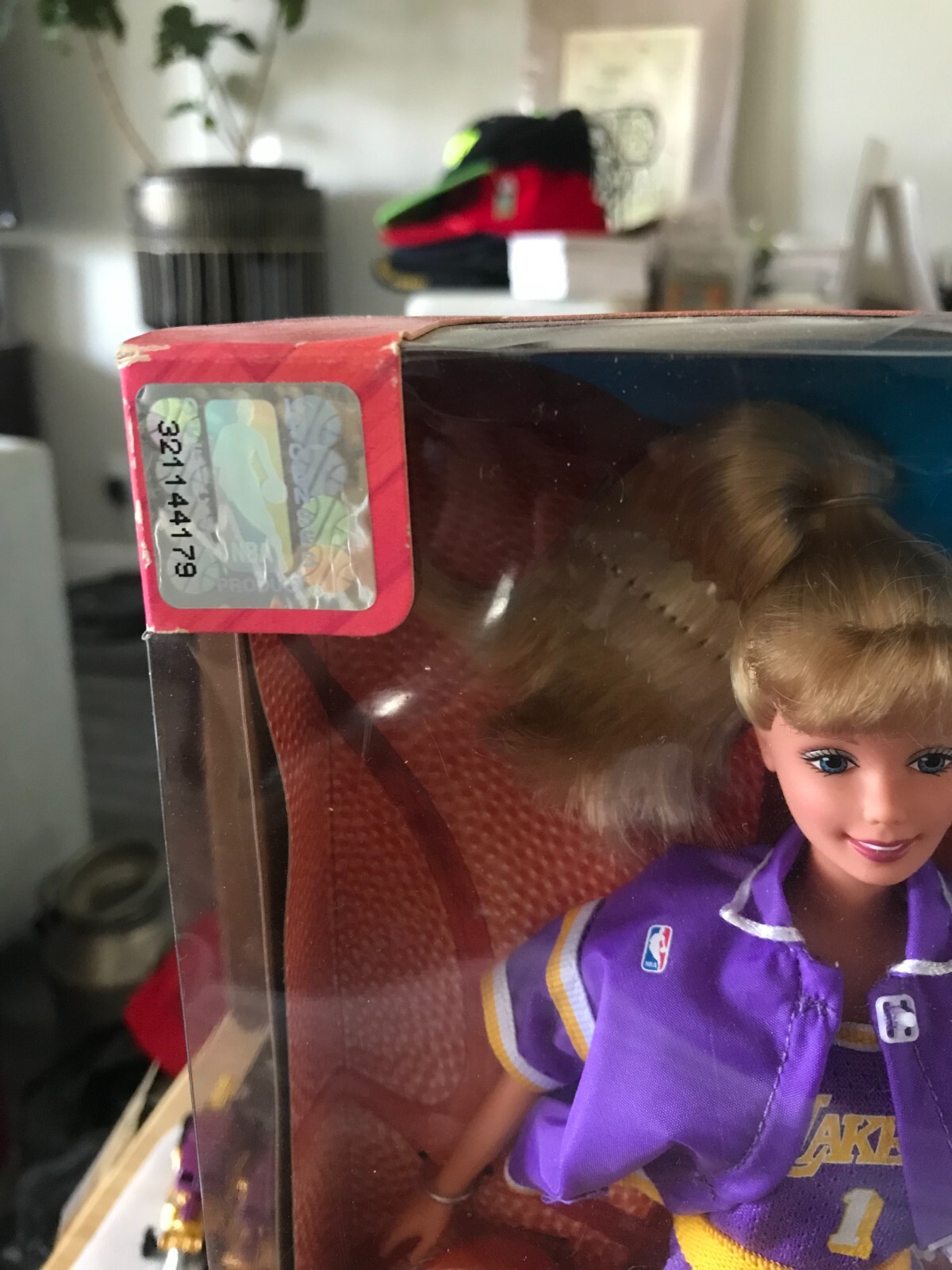 1998 #20704 LA Lakers Barbie Doll Mattel Los Angeles NBA Vintage 🏀💜💛 ...