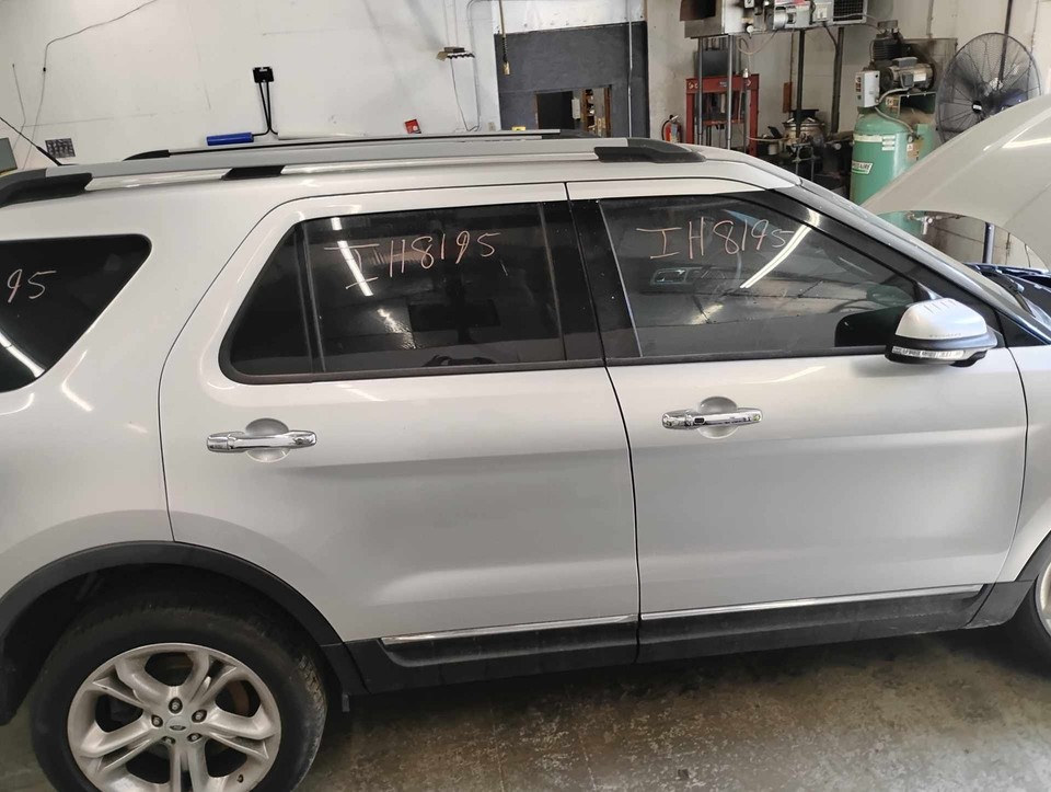 13 14 15 FORD EXPLORER Front Door Trim Panel Left | eBay