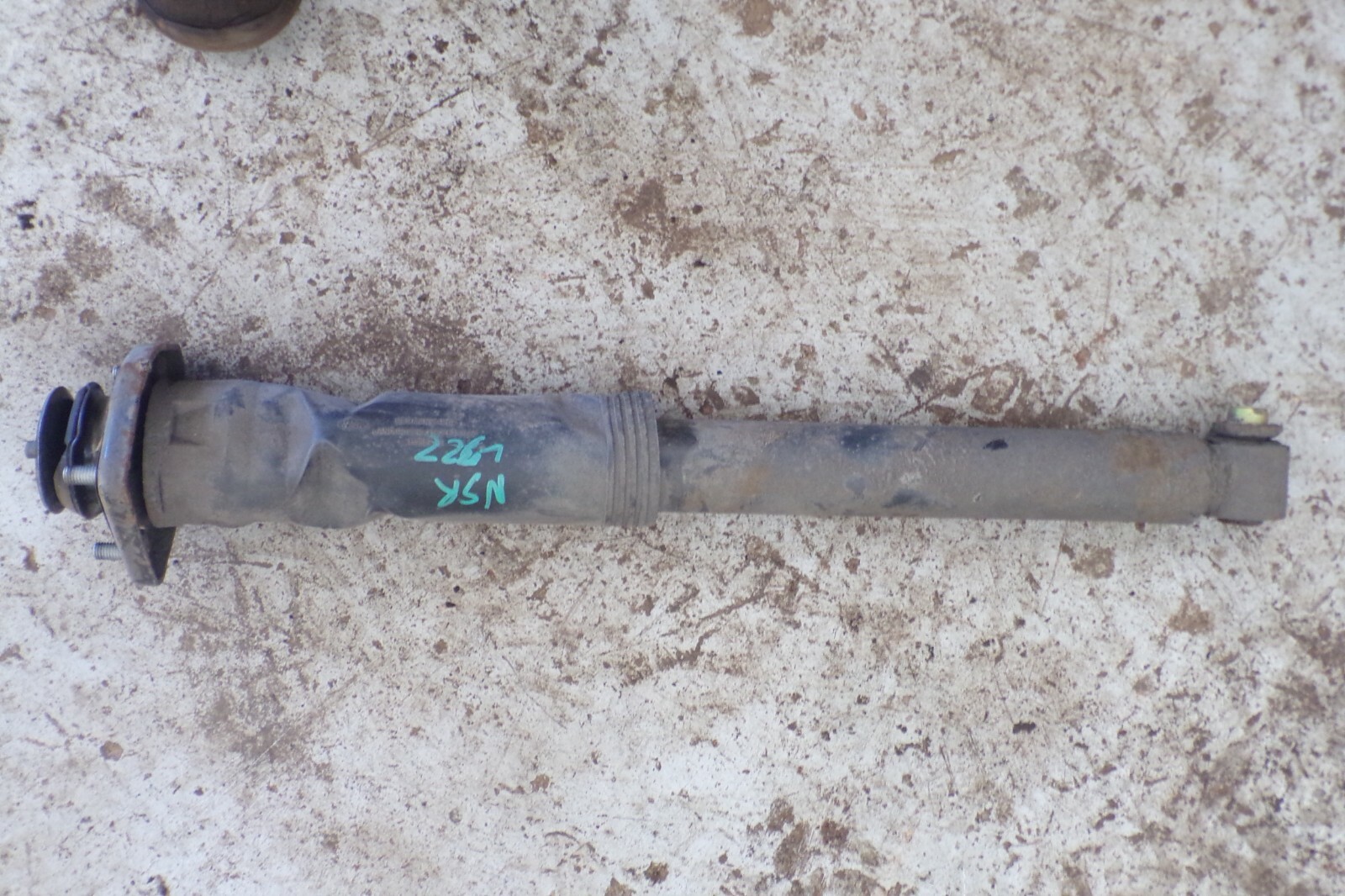 range rover vogue l322 02-06 3.0 td6 diesel models rear shock absorber ...