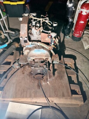 Universal M25 , Marine Diesel Engine , 21 HP with Transmission RUNS | eBay