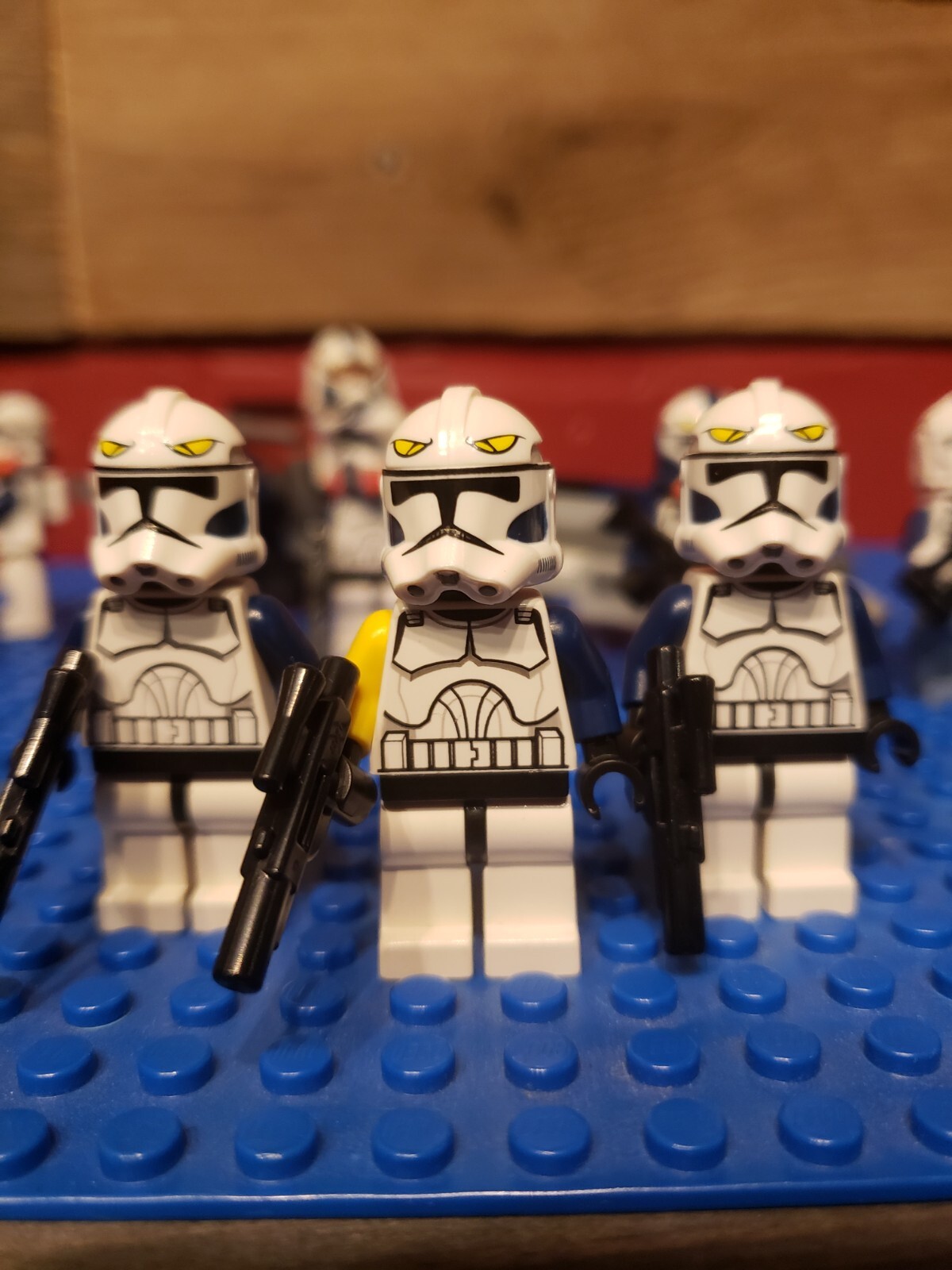 LEGO STAR WARS Muunilinst Clone Army Builder Genuine Lego With CAC ...