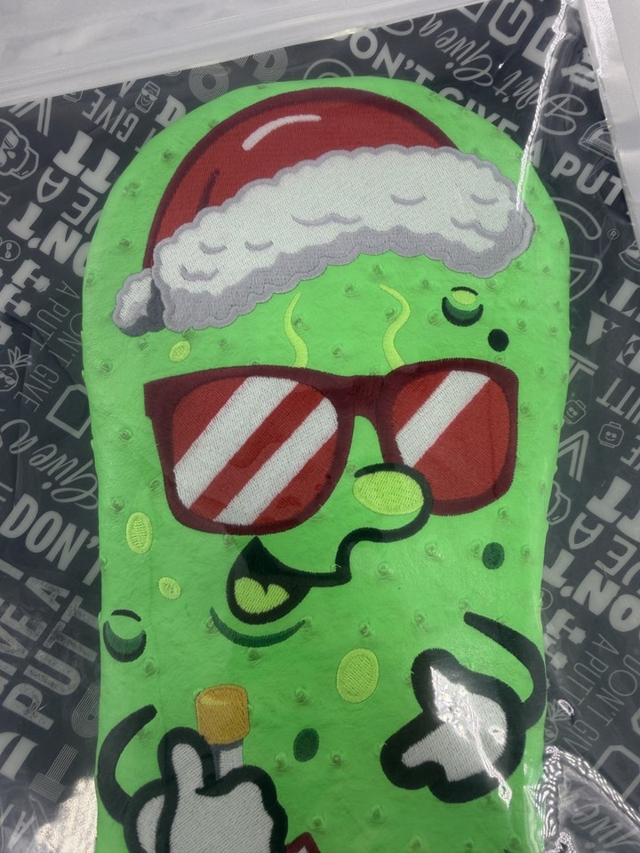 Swag Golf Swagmas Pickle Driver Cover In Hand Green Christmas | eBay