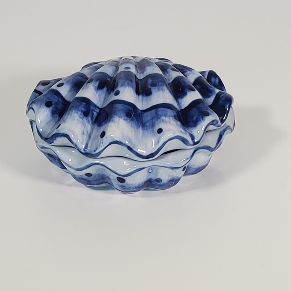 Porcelain Scallop Shell Hinged Trinket Box | eBay