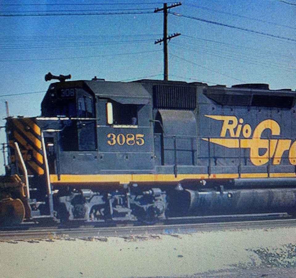 Rio Grande locomotive HO scale decals by Micro Scale for custom cab ...