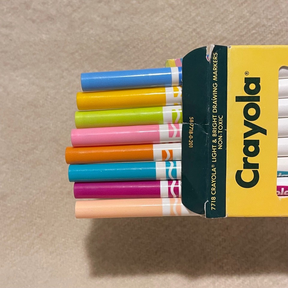 Rare Vintage 1985 Crayola LIGHT & Bright Thin Markers 8 Pack Movie prop ...