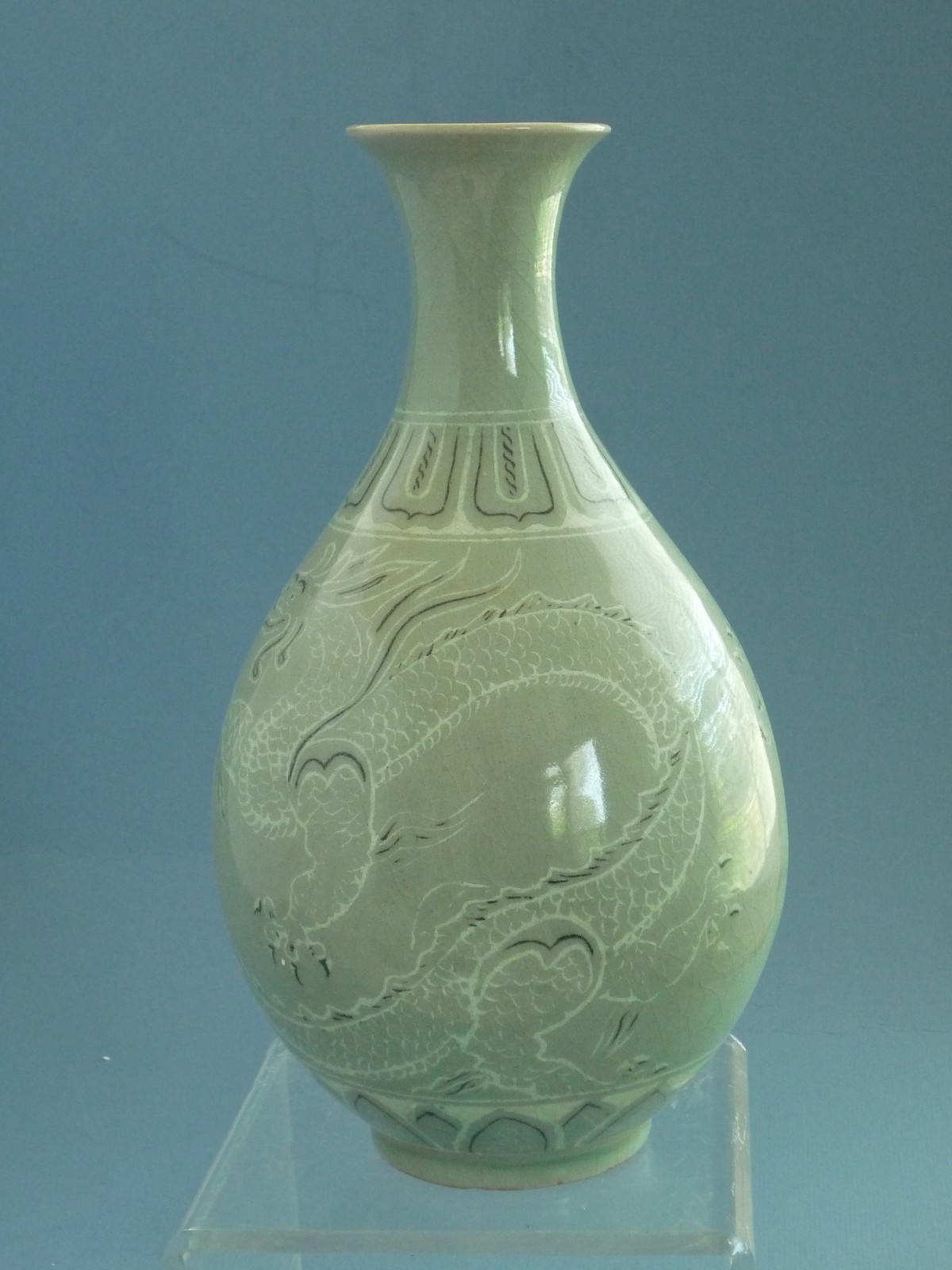 Korean Koryo Dynasty 13th to14th century Dragon Pattern vase | eBay