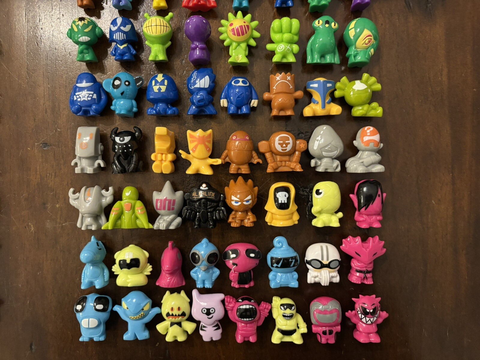 Gogos Crazy Bones Series 1 COMPLETE SET 1-80 Base Set w/ Mosh Hiraku ...