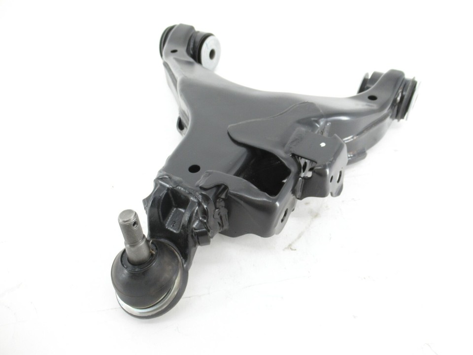 Genuine OEM Toyota 48068-09100 & 48069-09090 Front Lower Control Arm ...