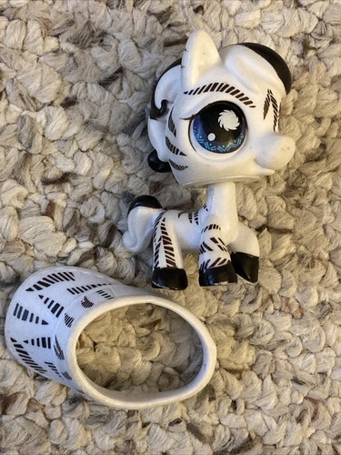 AUTHENTIC Littlest Pet Shop LPS Black & White ZEBRA #903 Blue Eyes ...