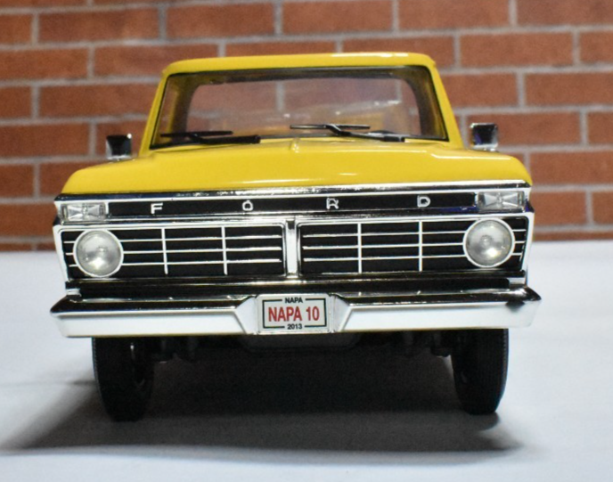 1973 Ford F-100 StyleSide Pickup 1:25 Diecast First Gear NAPA Parts ...