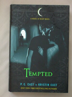 1st Ed TEMPTED P. C. Cast & Kristin Cast 2009 HARDCOVER HOUSE OF NIGHT ...
