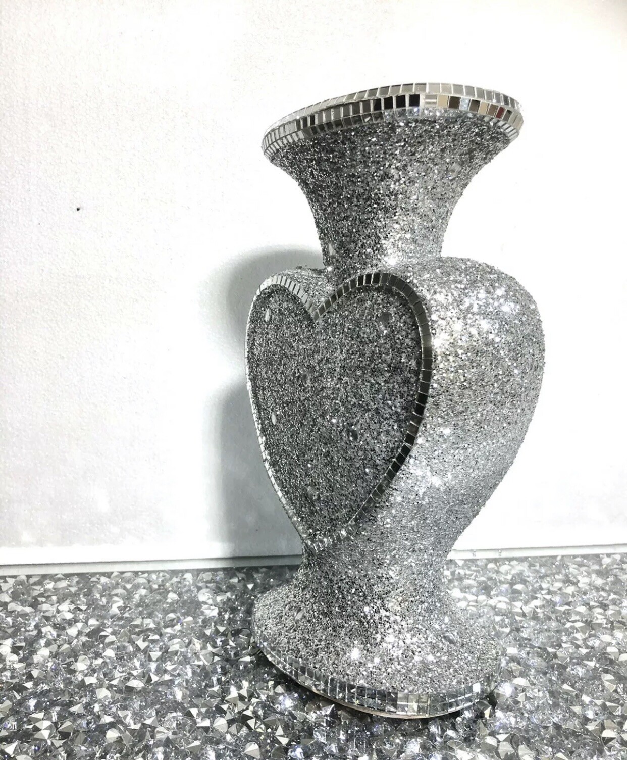 VASE HEART SHAPED WITH BLACK WHITE SILVER FLOWERS ROMANY SILVER CRUSHED ...