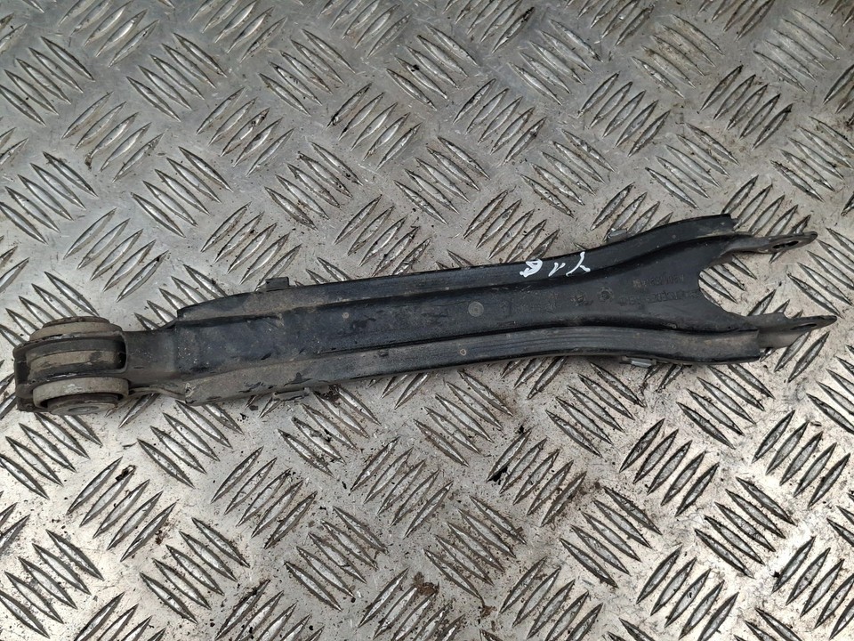 MERCEDES-BENZ C W204 Rear Right Suspension Arm A2043521488 31642163 ...