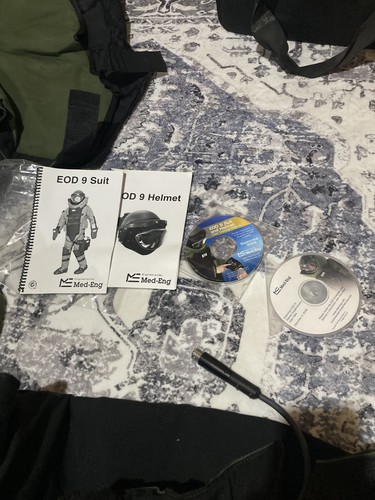 Med-Eng EOD Bomb Suit, SRS5 And EOD9 Helmet | eBay