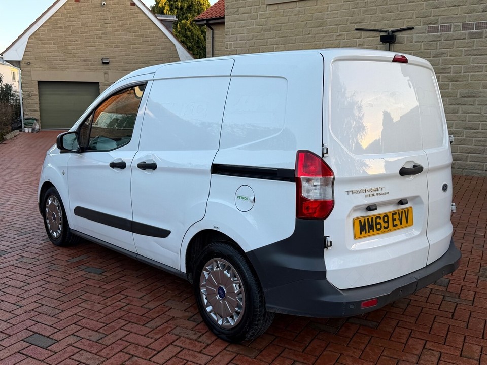 2020 Ford Transit Courier 1.0 EcoBoost Leader Van [6 Speed] PANEL VAN ...