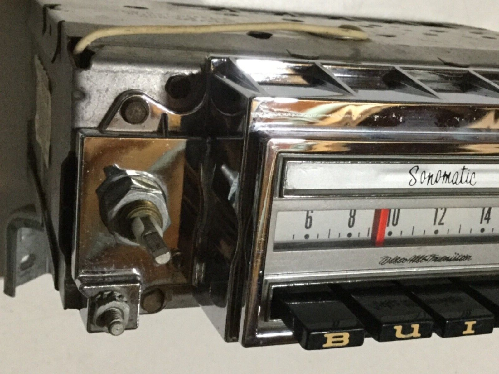 1968 BUICK SPECIAL SONOMATIC DELCO ALL TRANSISTOR PUSH BUTTON AM RADIO ...