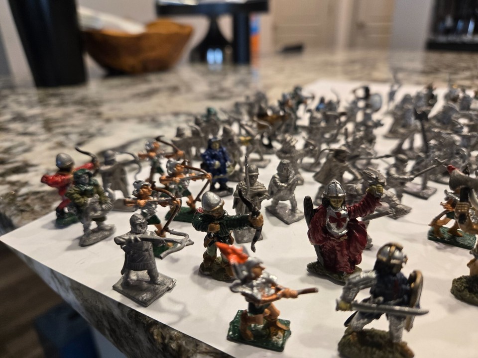 Vintage Dungeons & Dragons Grenadier Miniature Figures (Lot Of 150+) | eBay