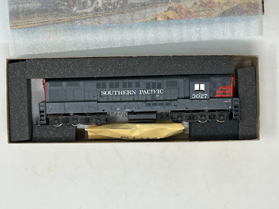 Athearn 4307 Trainmaster Southern Pacific 3027 Locomotive PWR Powered ...