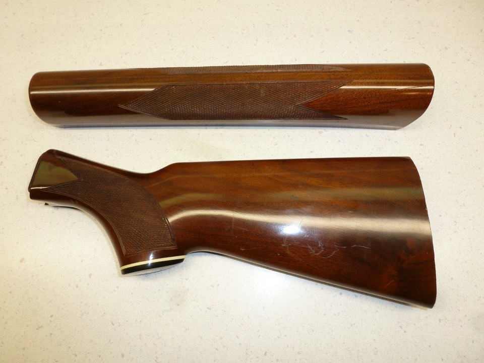 Smith & Wesson 1000 20 Gauge Walnut Wood Stock & Fore-end Set / Stock ...