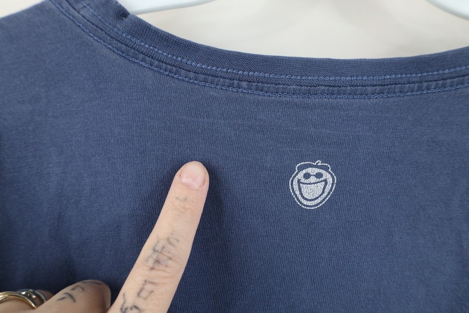 Life Is Good Vintage Womens L Faded Spell Out Bubble Bath T-Shirt Blue ...