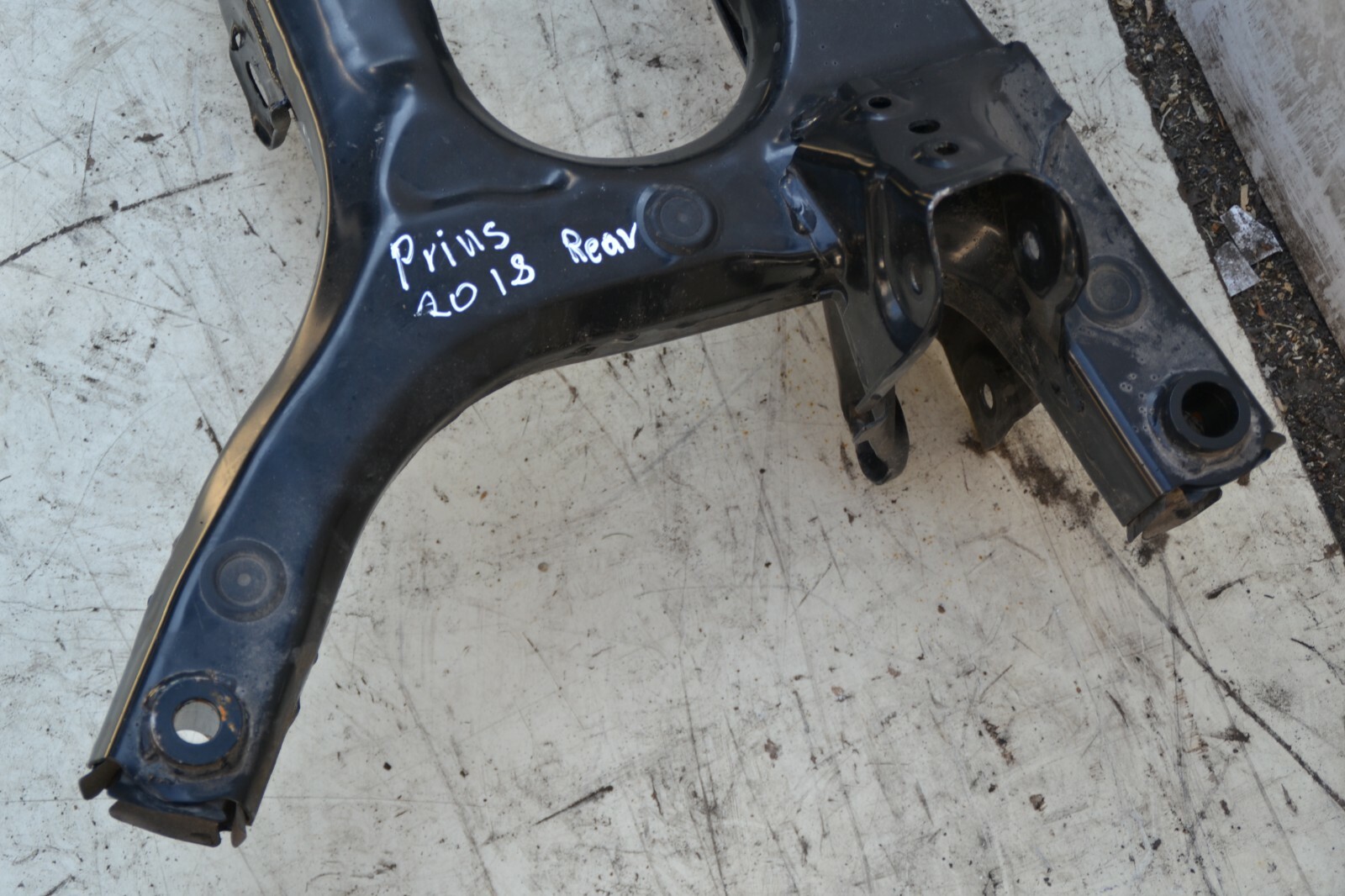 Toyota Prius Rear Sub frame Prius New Shape Rear Sub Frame 2016-2019 ...