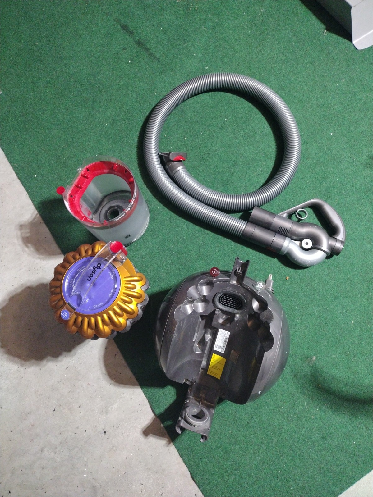 Dyson Big Ball MultiFloor Canister Vacuum Cleaner- CY23- Yellow | eBay