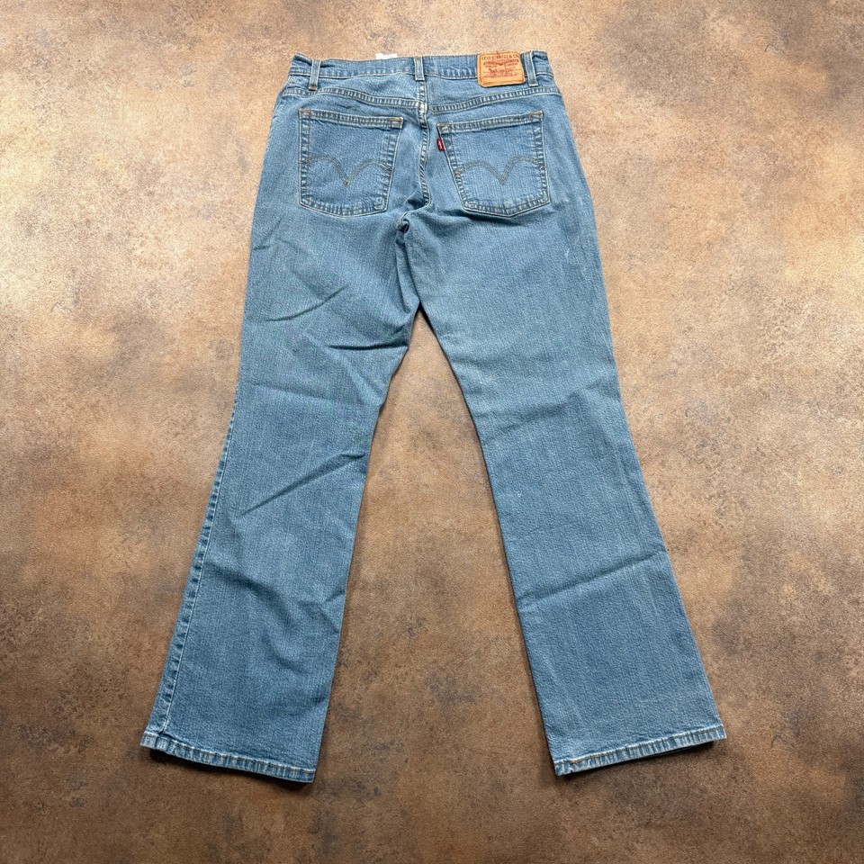 Levi's 550 Jeans Womens (30 Inch Waist) (31 Inch Leg) Relaxed Bootcut ...