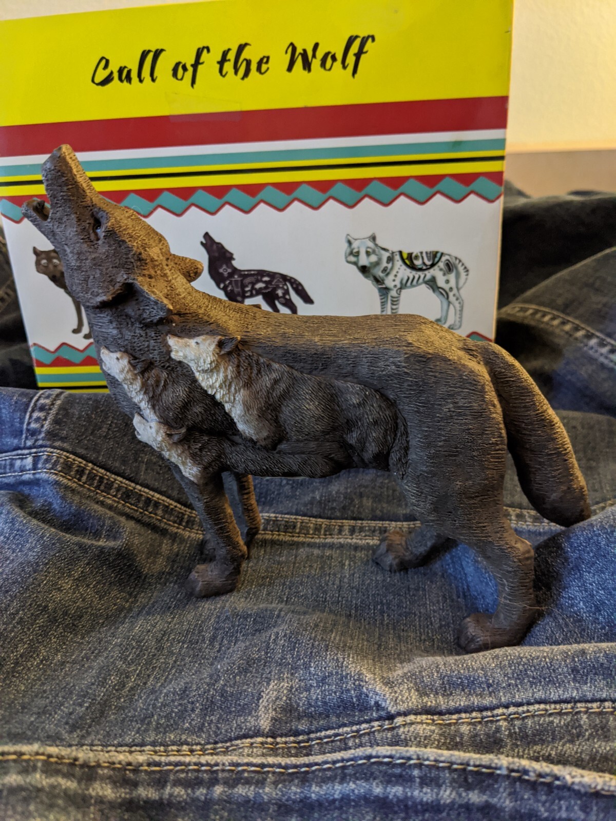 Westland Howling Wolves, wolf figurine, comes with box | eBay