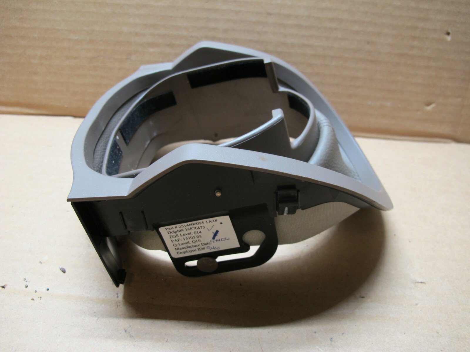 2006-2009 MERCEDES BENZ R350 R450 W251 STEERING BOOT TRIM A2514600095 ...