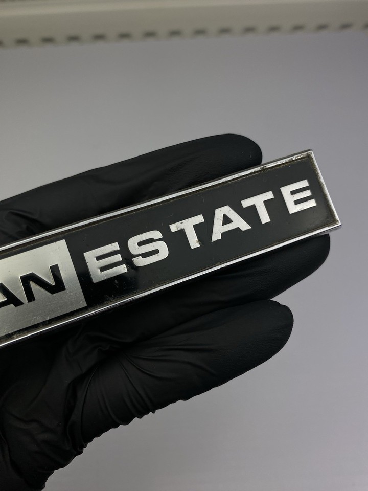 Classic Mini Clubman Estate Rear Door Badge / Emblem CZH944 | eBay UK