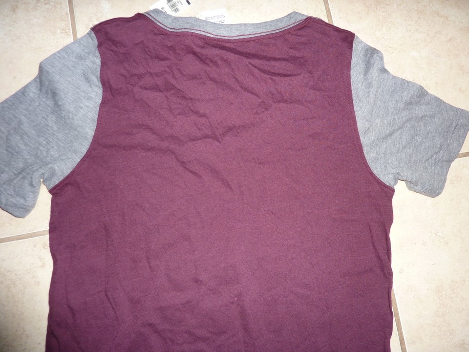 VICTORIAS SECRET PINK GRAPHIC APPLIQUE CURSIVE "PINK" VNECK NWT | eBay