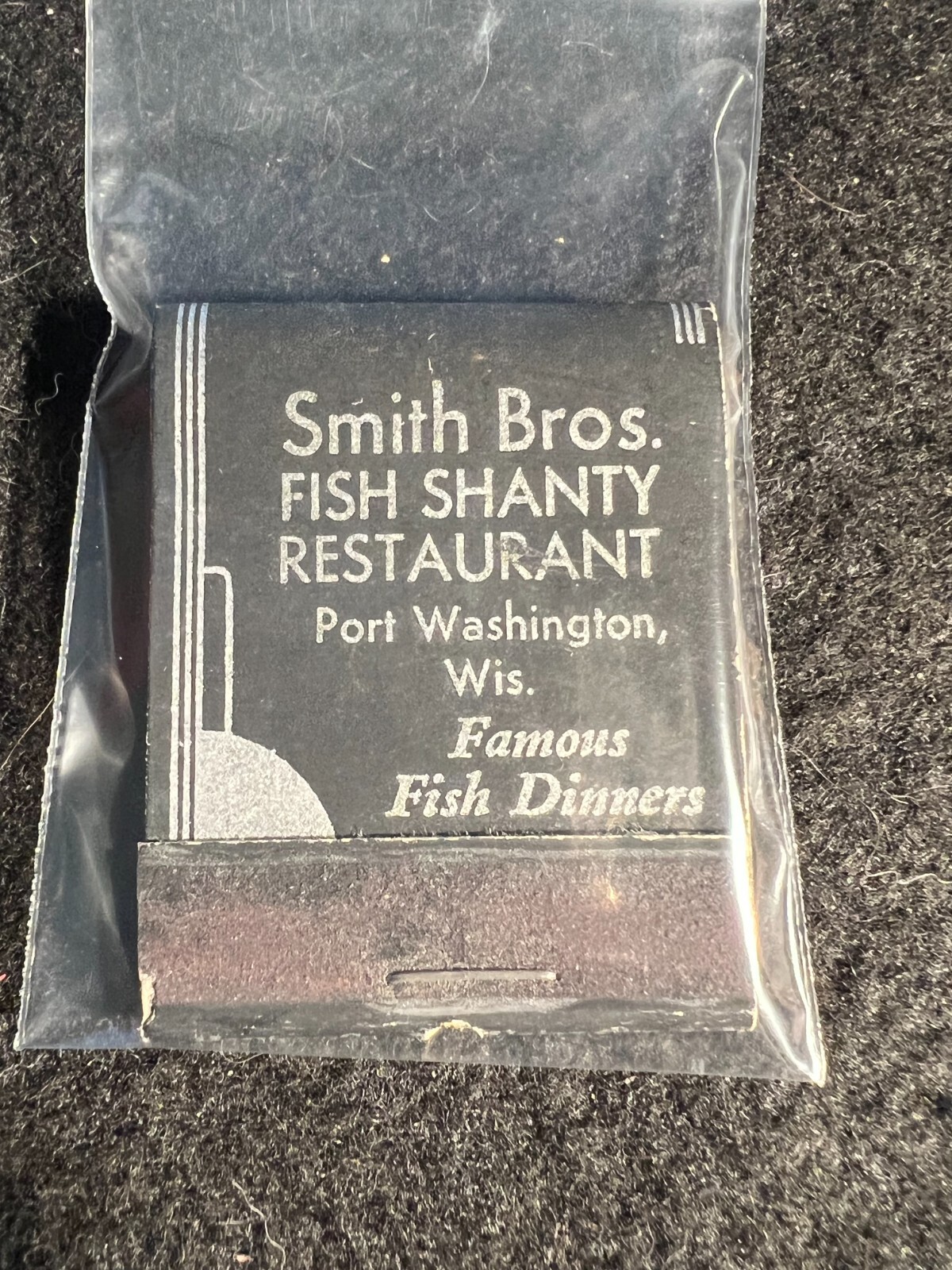 VINTAGE MATCHBOOK - SMITH BROS. FISH SHANTY - PORT WASHINGTON, WI ...