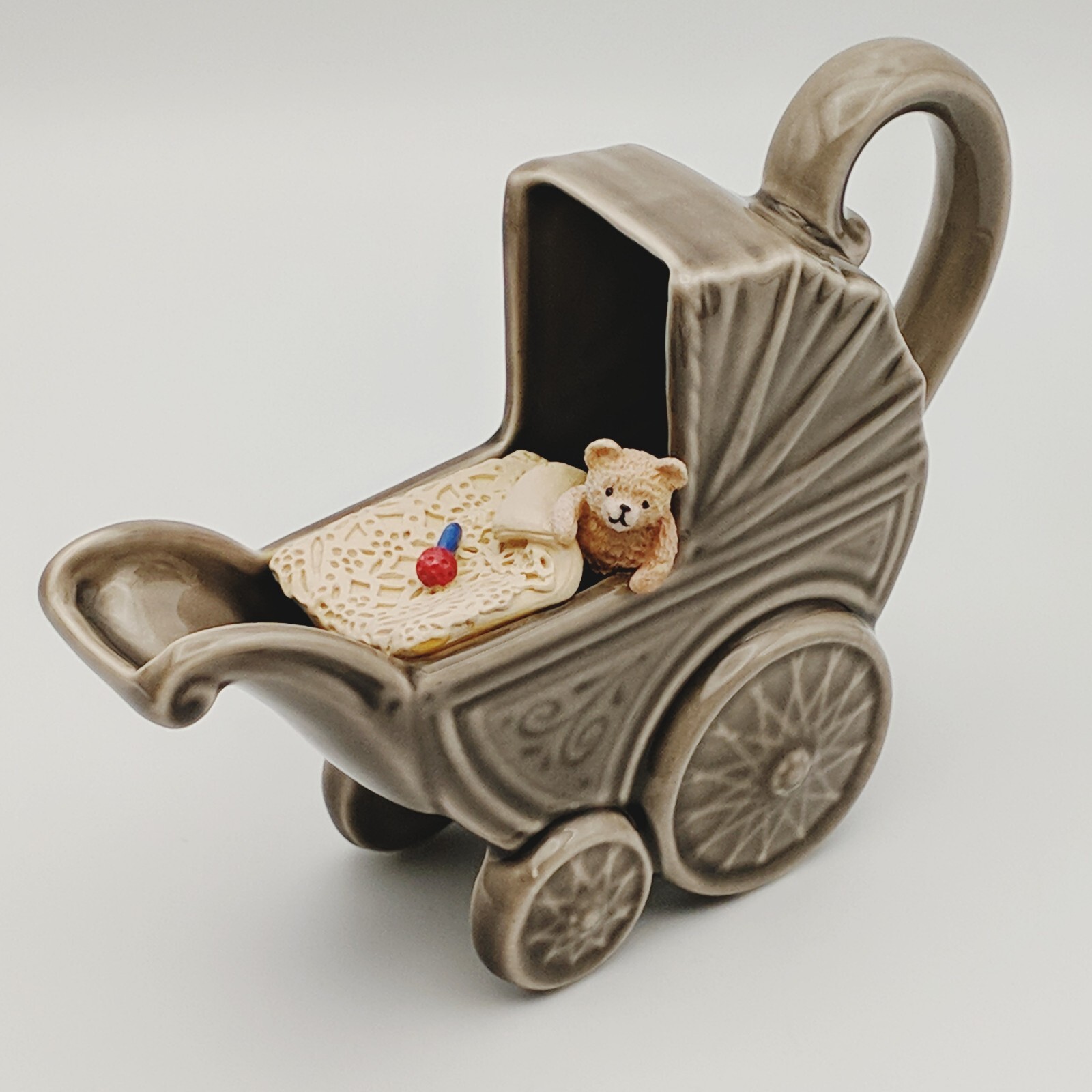 Vtg Park Rose Bridlington Pitcher Creamer Baby Buggy Pram Teddy Bear ...